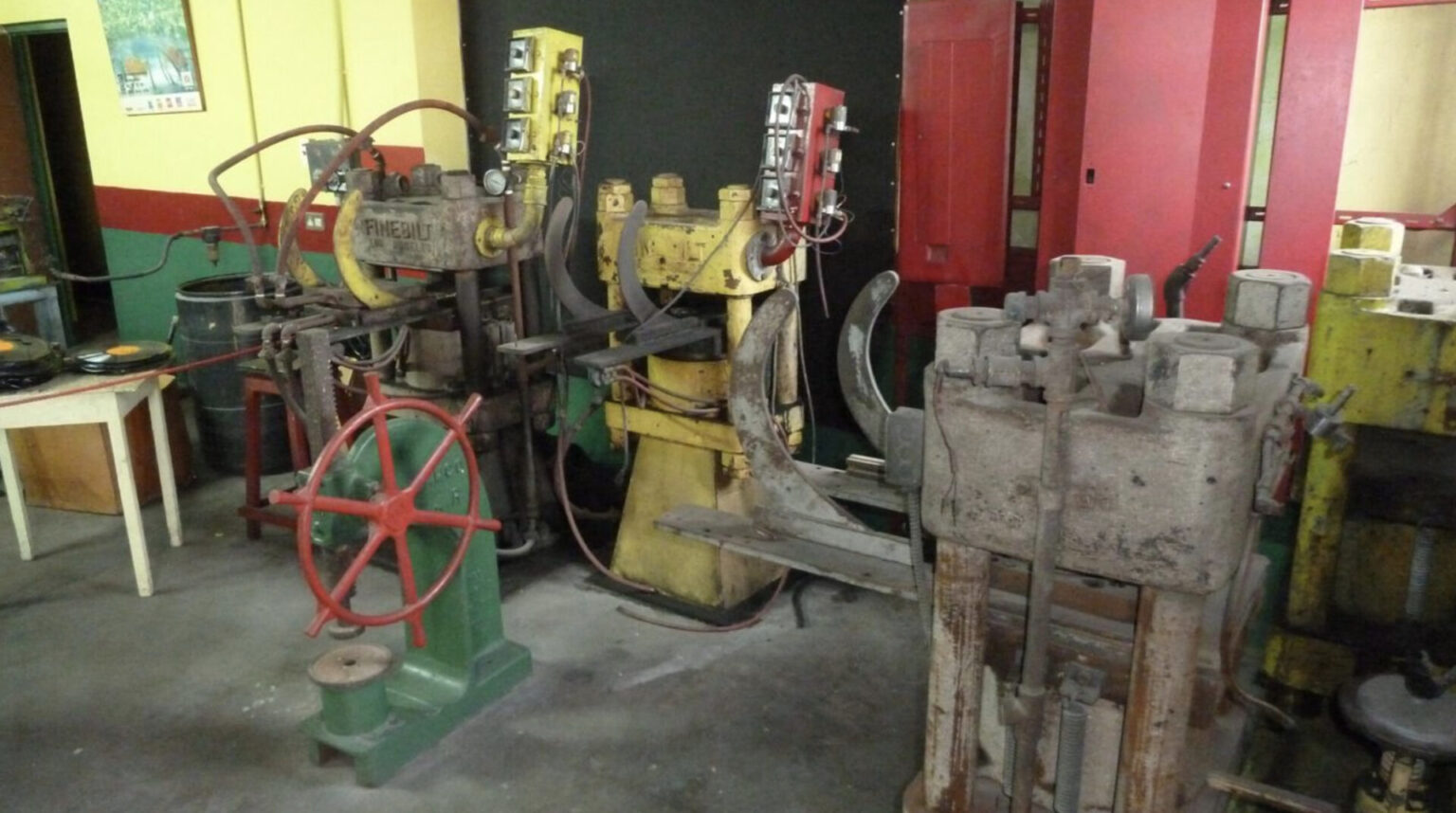 Bob Marley and Tuff Gong Studios: Pioneers of Reggae | The Music ...